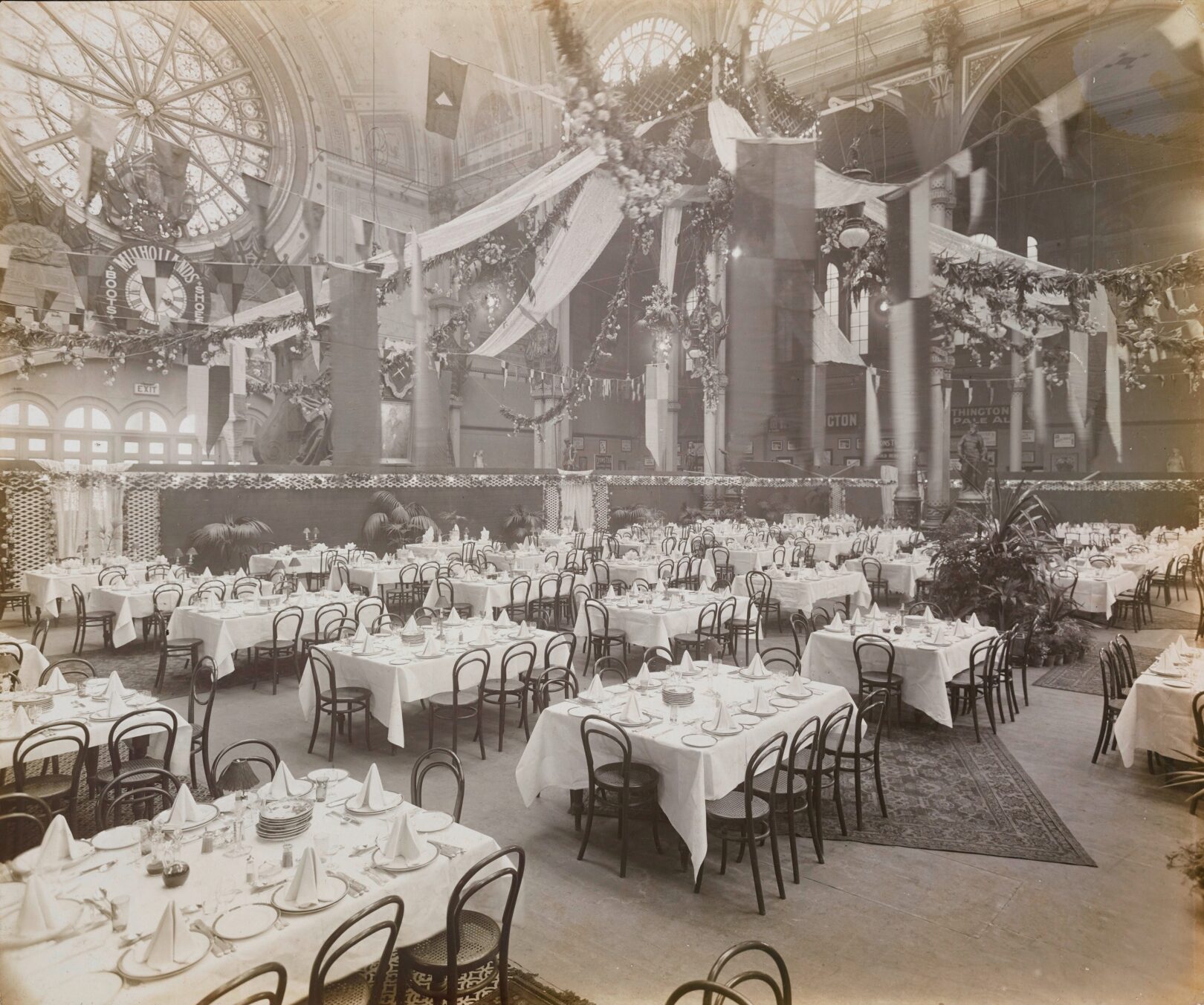 Banquets at the Palace