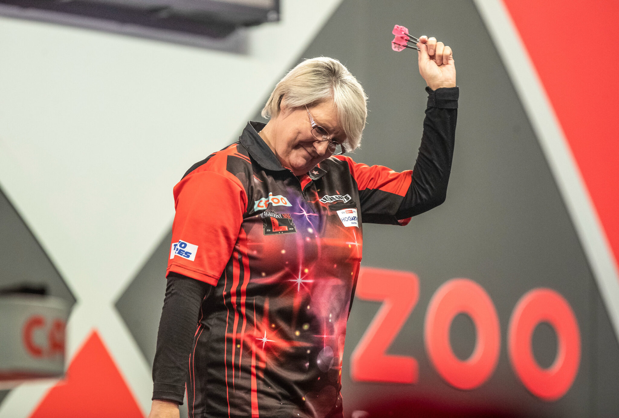 Stand up if you love the Darts...