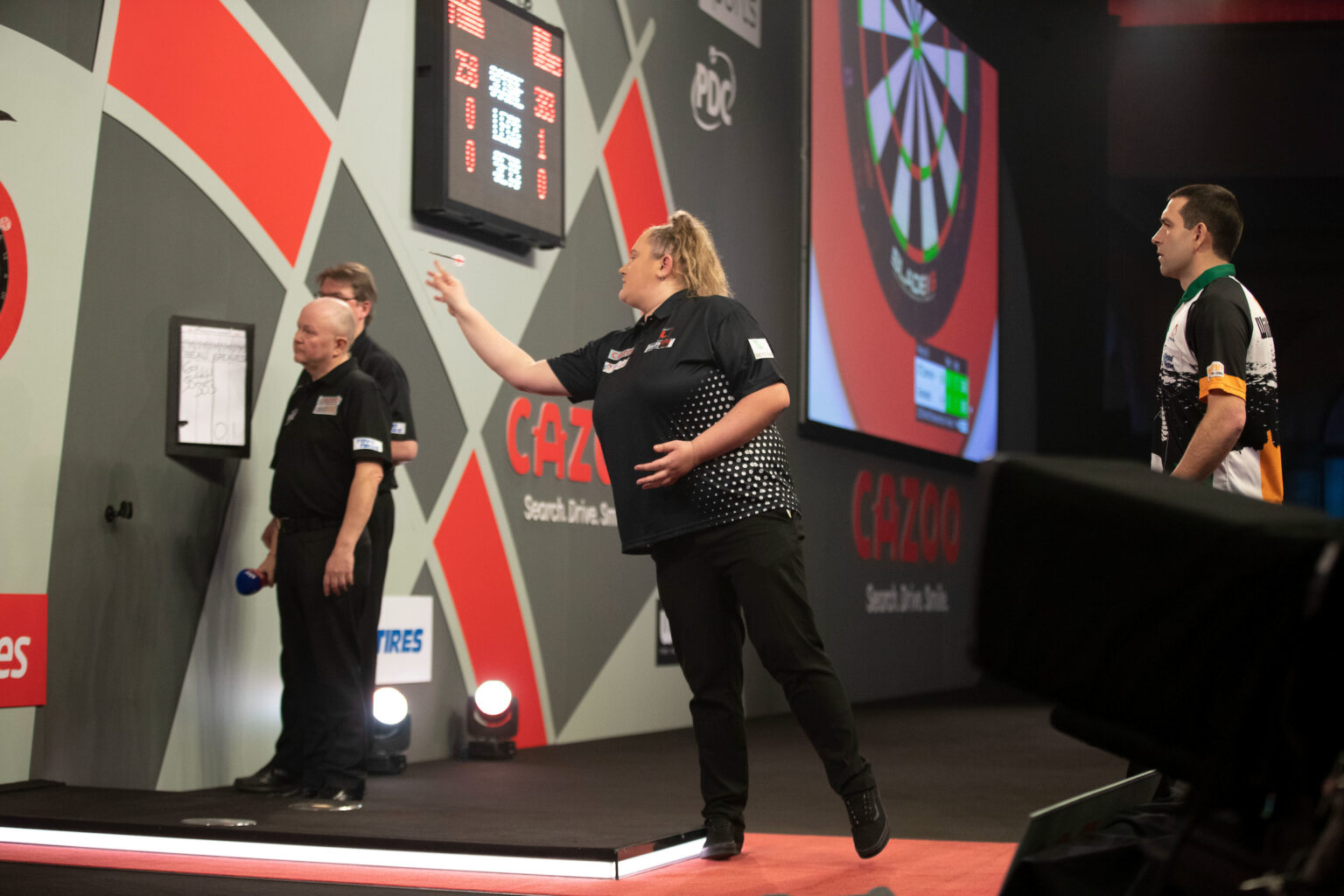 Stand up if you love the Darts...